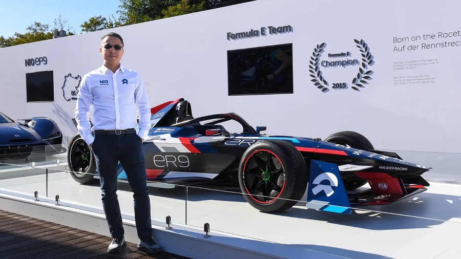 Lucid Unveils a Game Changer Electric Drive Unit for Formula E Race Cars