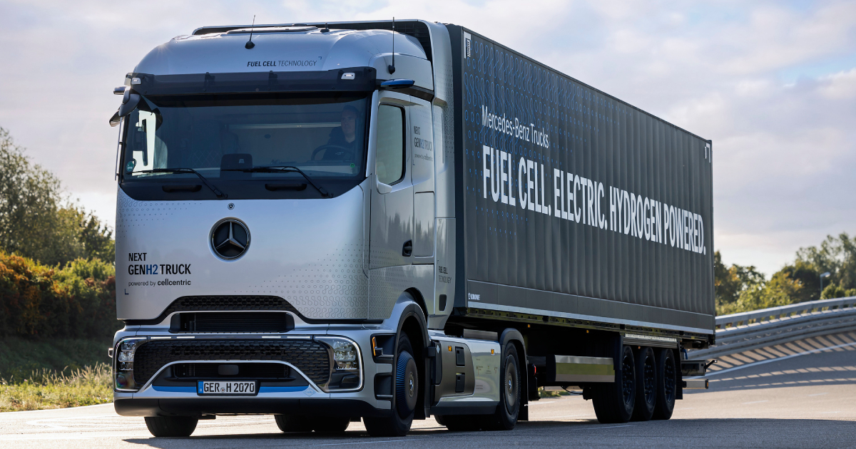 Daimler Truck showcases hydrogen truck NextGenH2 with a range of 1000 ...